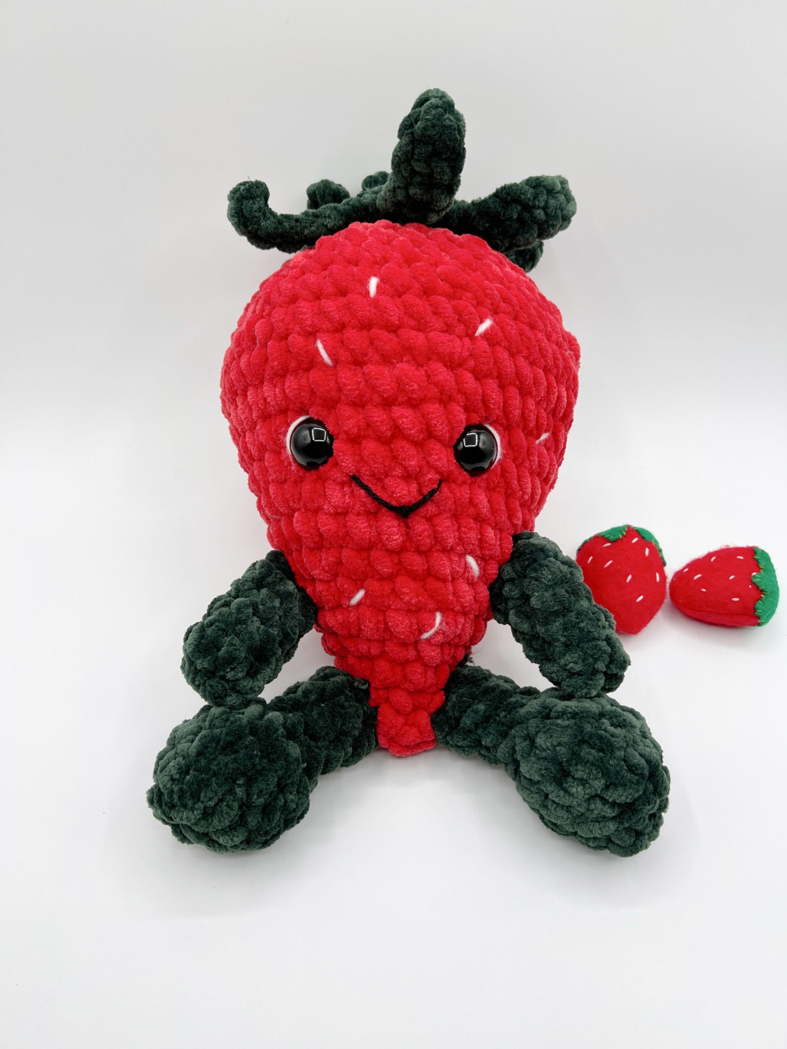 Strawberry Buddy Crochet Pattern | KaCee's Crochet